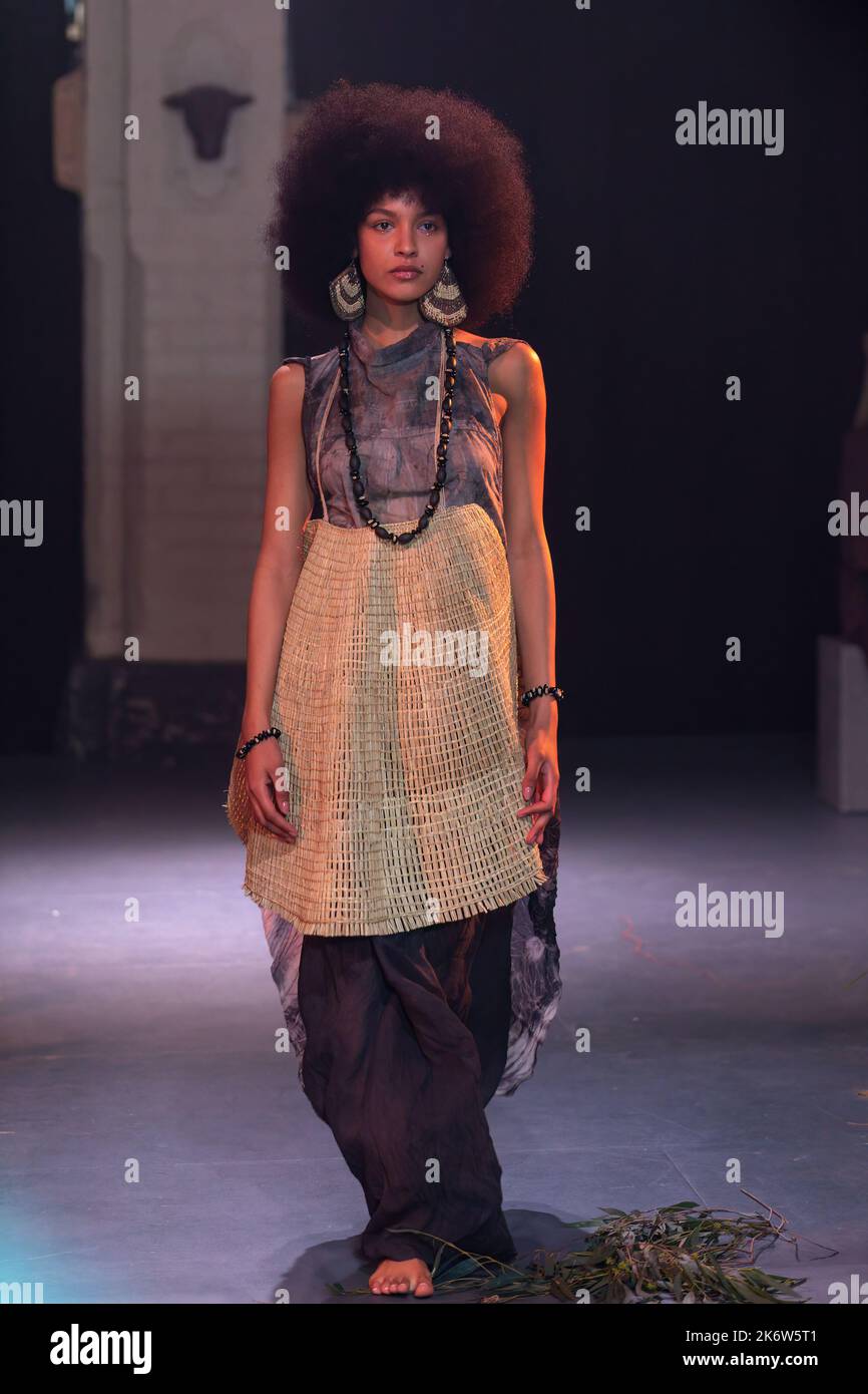 A model dressed in a design by Gapuwiyak Culture and Arts with Aly de Groot during the Ganbu ...