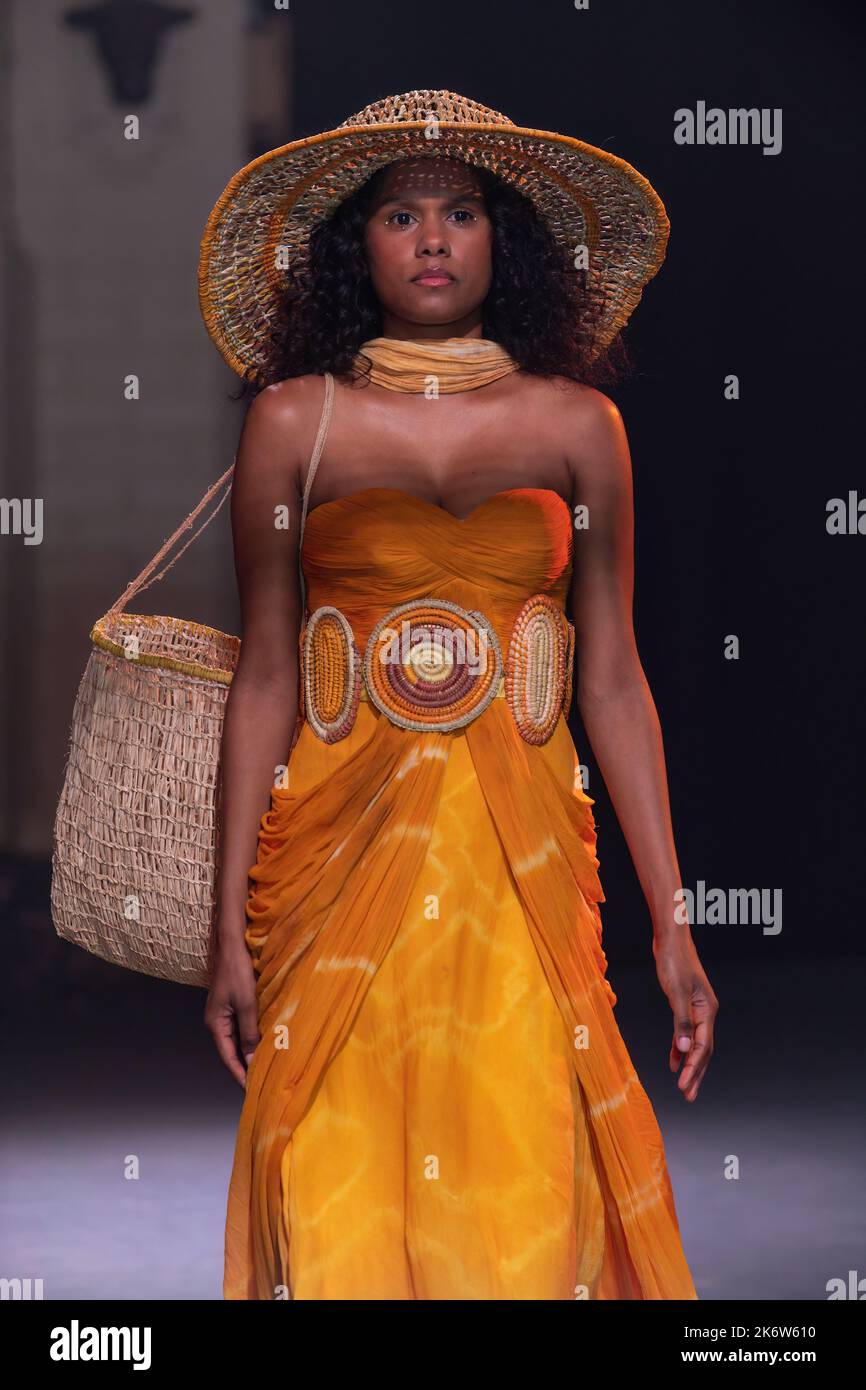 A model dressed in a design by Gapuwiyak Culture and Arts with Aly de Groot during the Ganbu ...