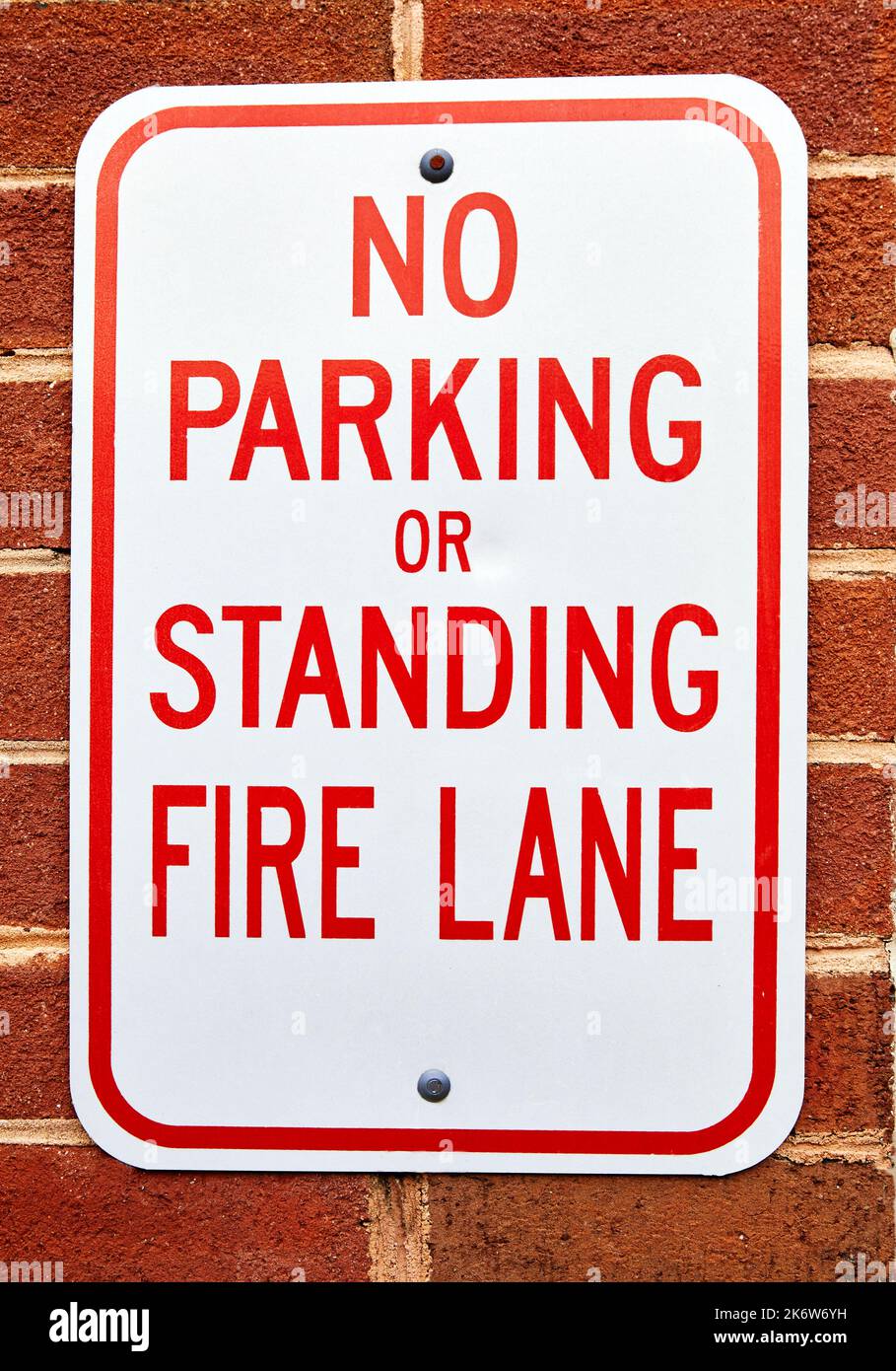 No parking standing hi-res stock photography and images - Alamy