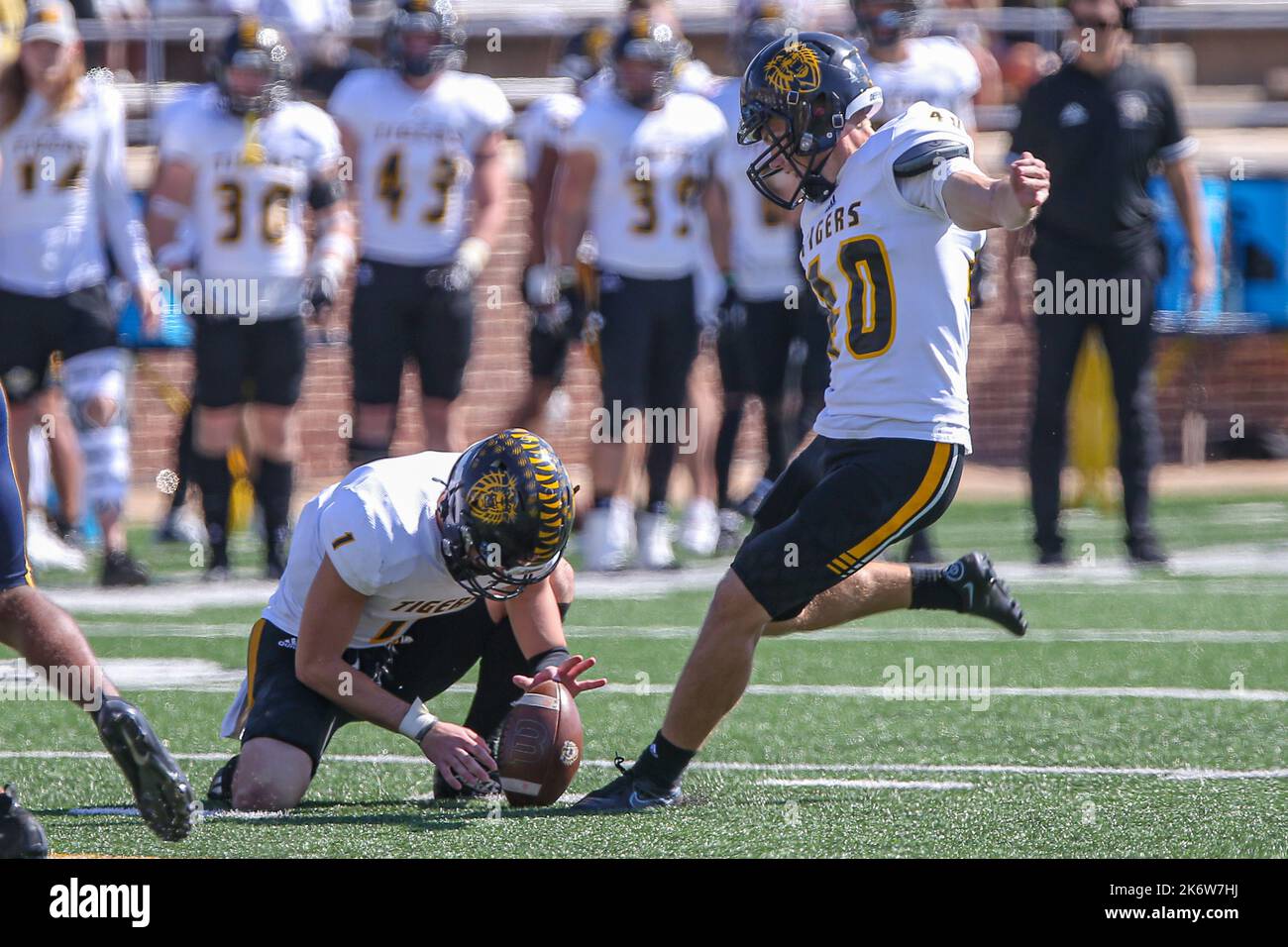 Edmond, OK, USA. 15th Oct, 2022. Ft Hays State University Tigers kicker ...