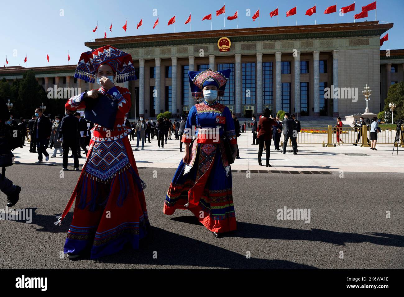 Delegates in ethnic minority costumes hi-res stock photography and ...