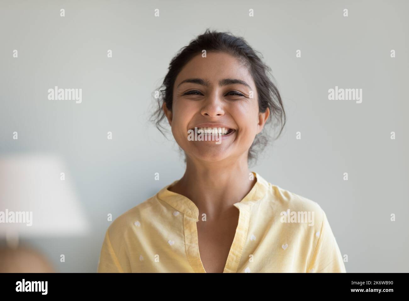 Cheerful attractive Indian woman, head shot portrait Stock Photo - Alamy