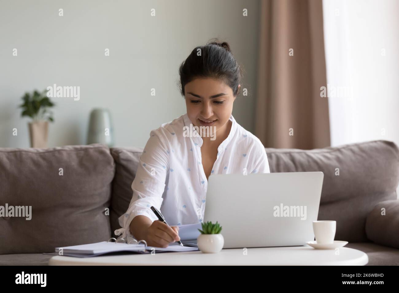 Work sheets hi-res stock photography and images - Alamy
