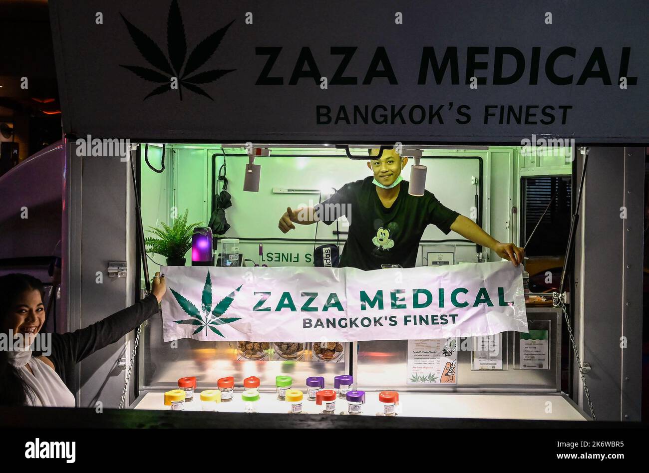 Sukhumvit soi 11 hi-res stock photography and images - Alamy