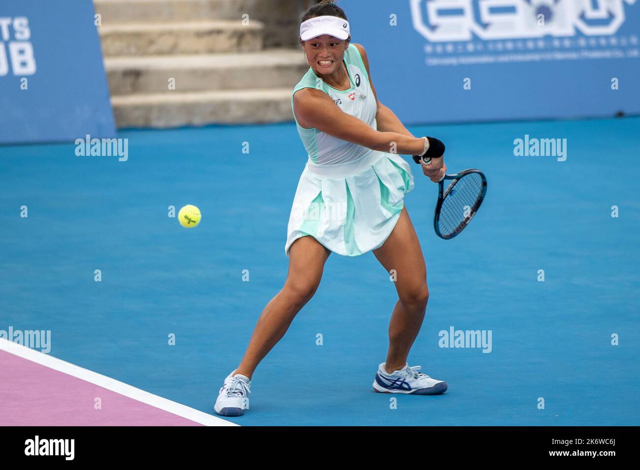 HUA HIN, THAILAND - OCTOBER 16: Hong Yi Cody Wong of Hong Kong during ...