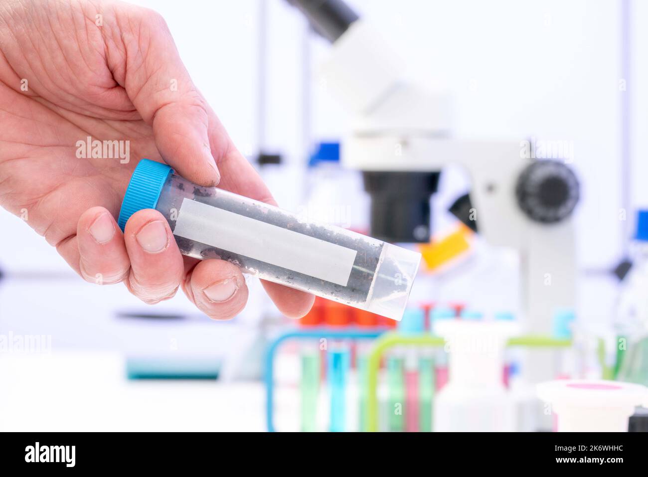 Soil sample hi-res stock photography and images - Alamy