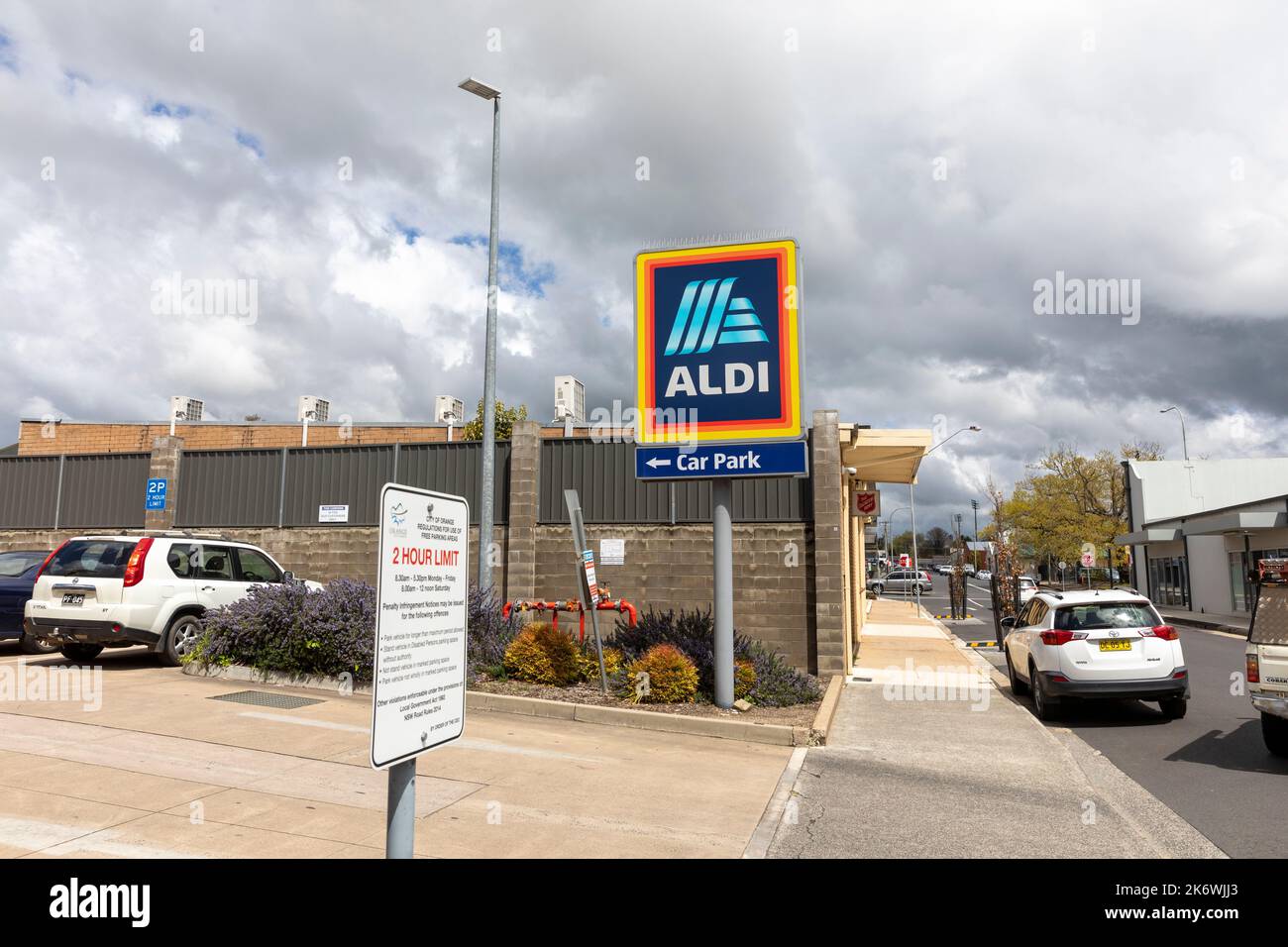 Aldi supermarket and car park in Orange city centre,New South Wales ...