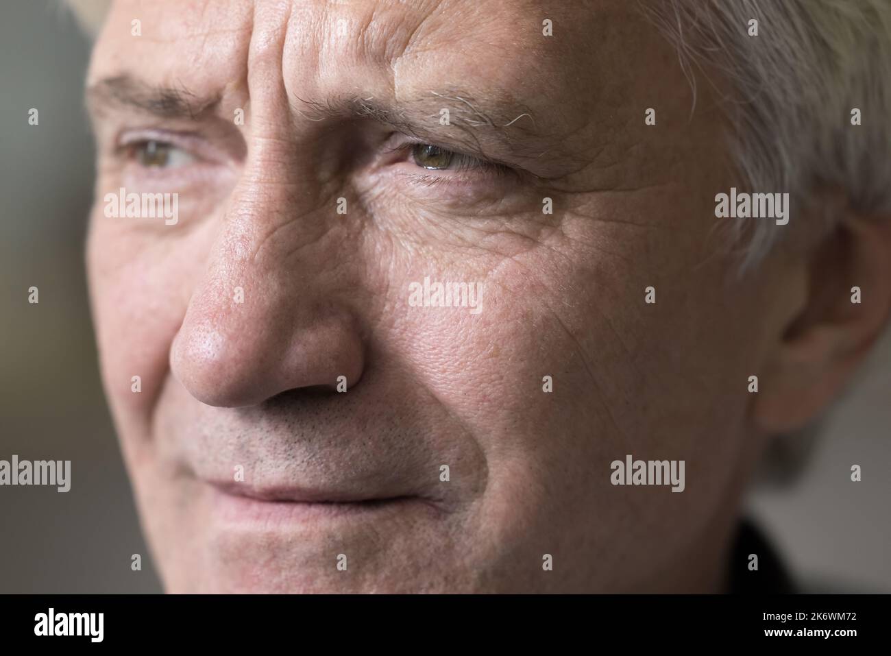 Older retired man wrinkled face hi-res stock photography and images - Alamy
