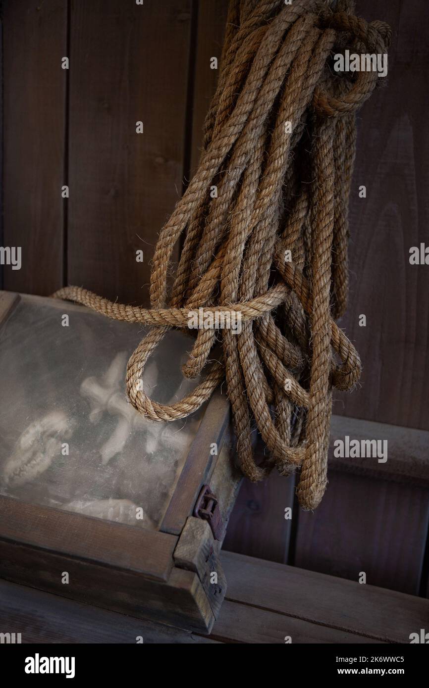 Vintage explorer tools hi-res stock photography and images - Alamy