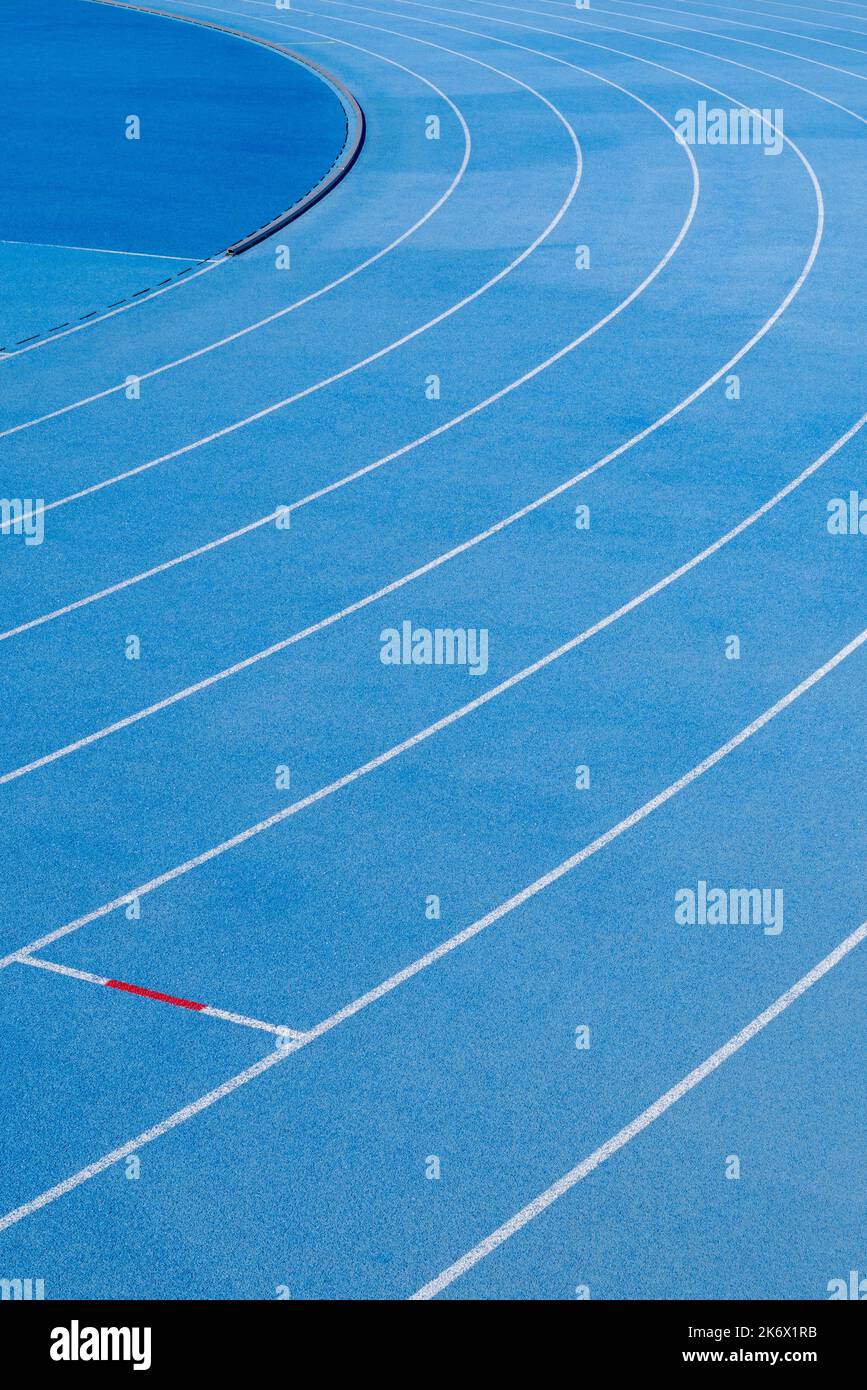 Elevated view athletics track hi-res stock photography and images - Alamy