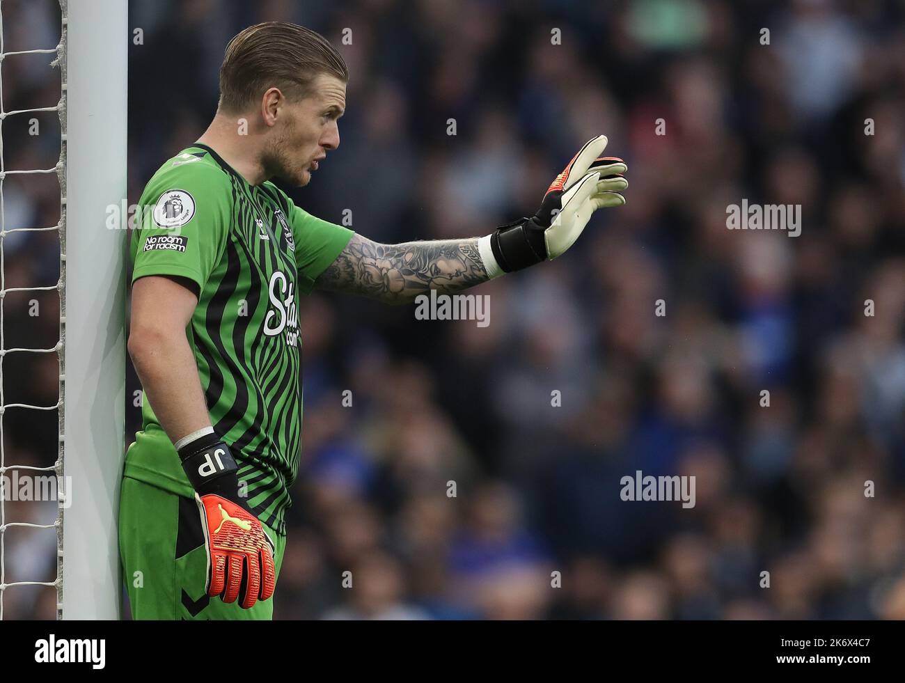 Jordan pickford everton october 2022 hi-res stock photography and ...