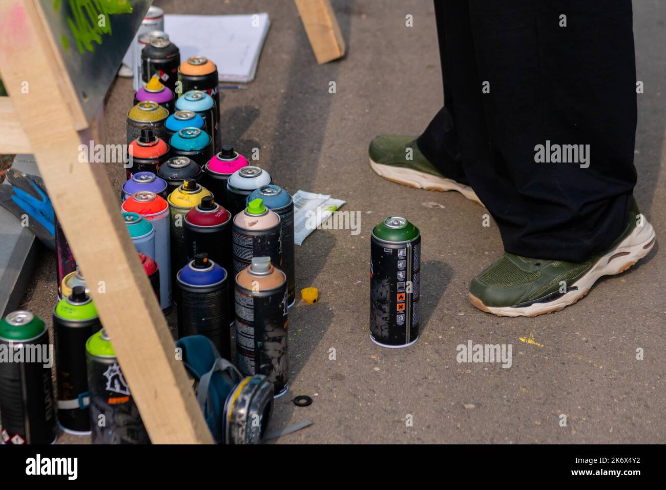 Set of used spray paint cans at summer graffiti festival Stock Photo ...