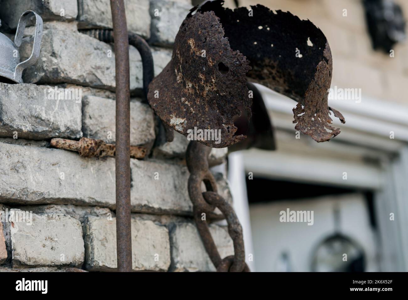 Rusty war helmet hi-res stock photography and images - Alamy