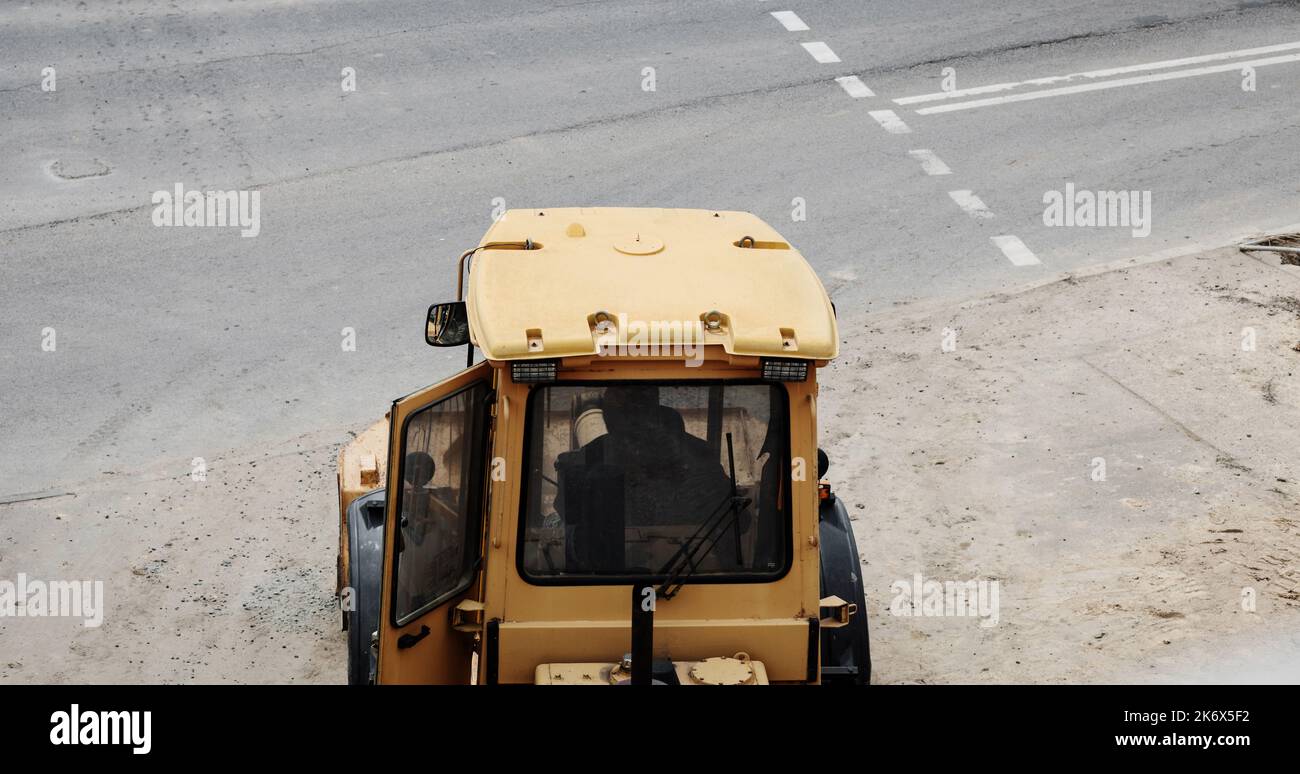 Top view tractor hi-res stock photography and images - Alamy