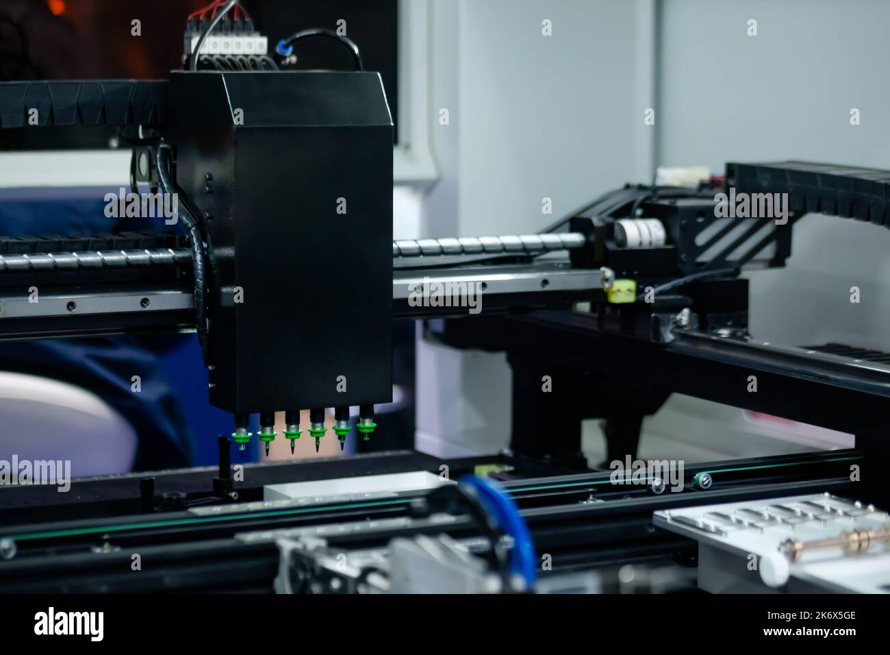 Automatic SMD pick and place machine assembling computer circuit board ...