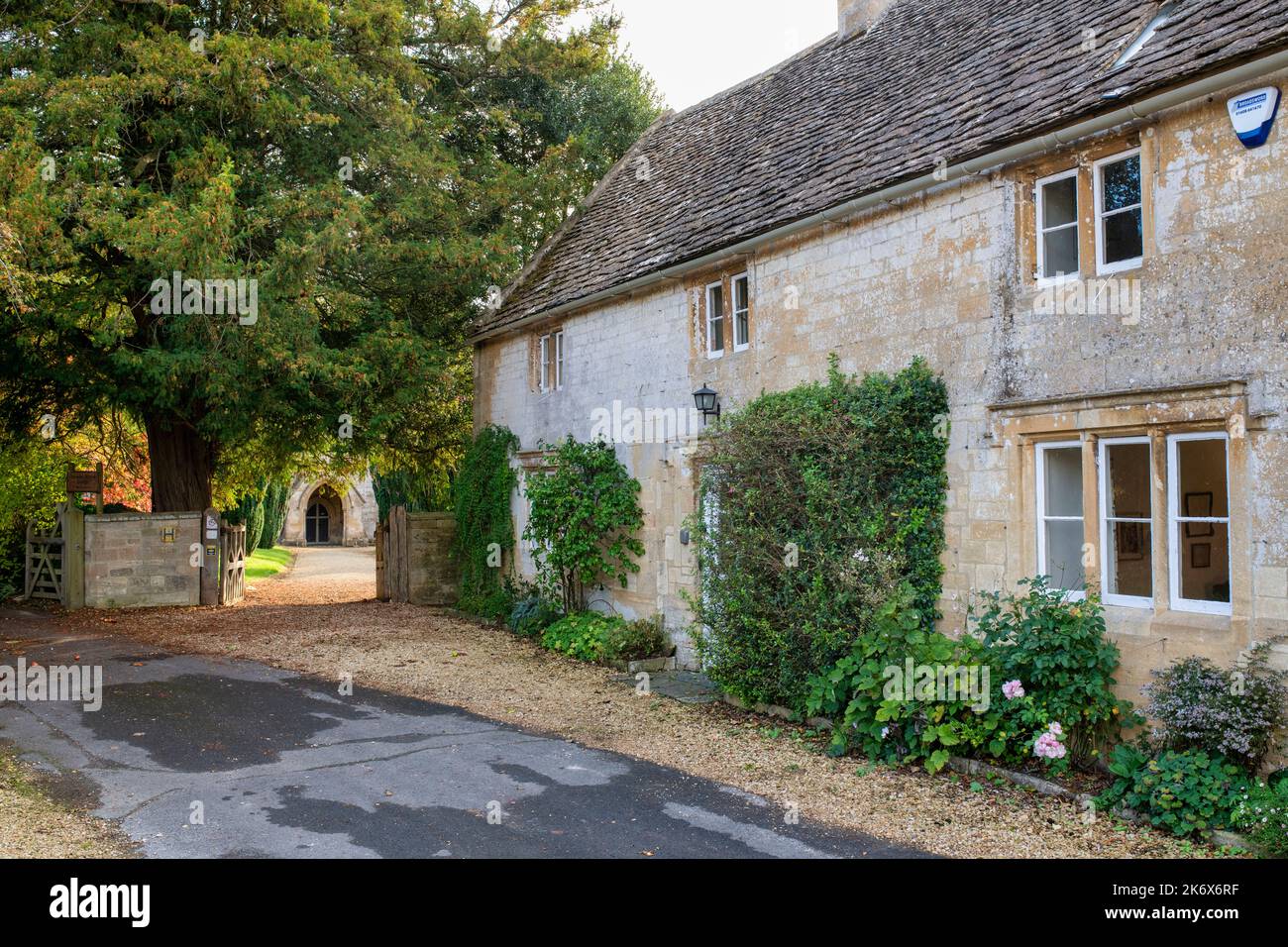 Cotswold village in autumn. Taynton, Cotswolds, Oxfordshire, England ...