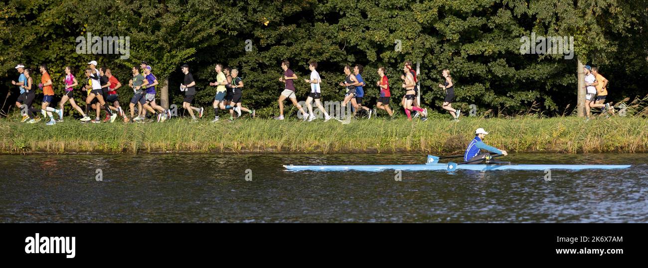 AMSTERDAM - Runners during the TCS Amsterdam Marathon. The Amsterdam ...