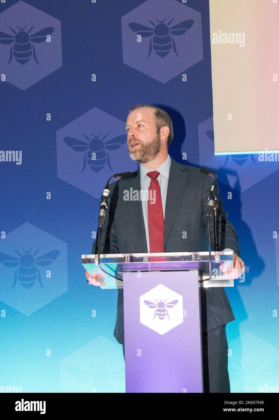 Co operative party jonathan reynolds hi-res stock photography and images - Alamy