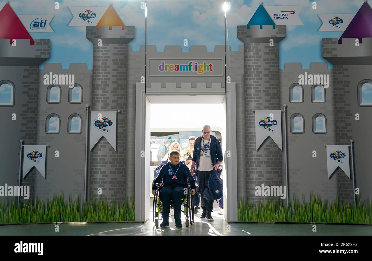 Dreamflight lphli ampics ampics hi-res stock photography and images - Alamy