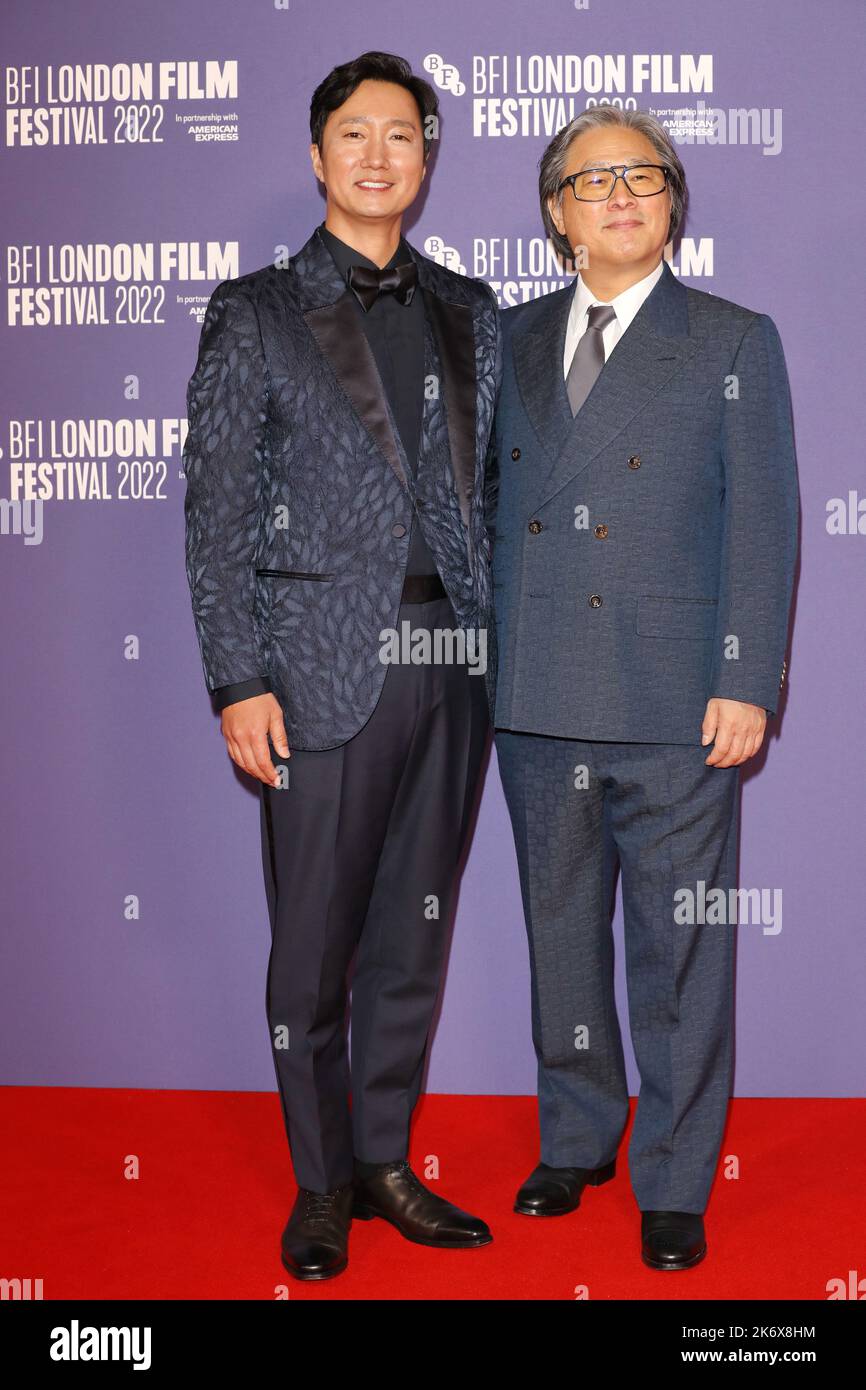 Park Hae-il and Park Chan-wook attend "Decision to Leave" film premiere ...