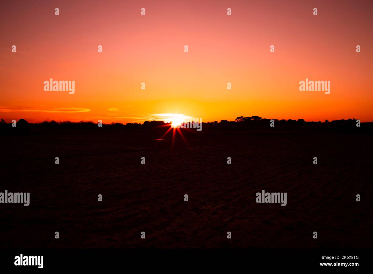 Beautiful dramatic sky hi-res stock photography and images - Alamy