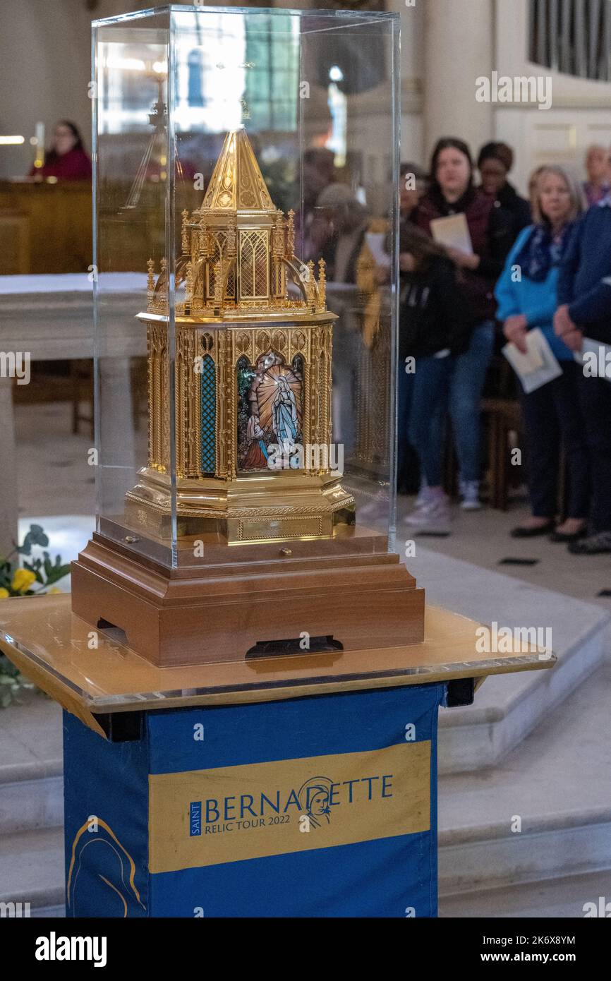 Brentwood Essex 16th Oct 2022 VISIT OF RELICS OF ST BERNADETTE of ...