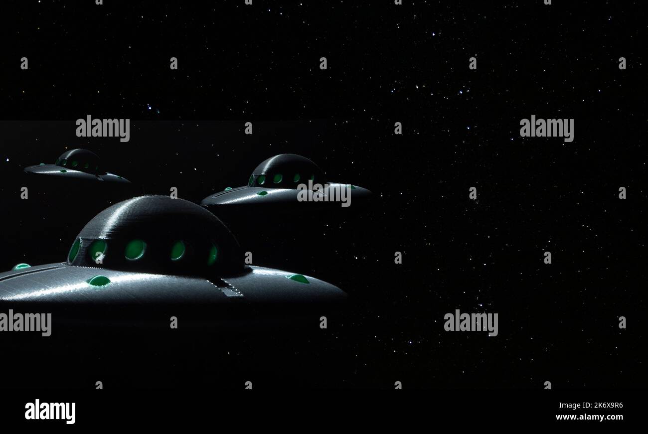 Three ship formation hi-res stock photography and images - Alamy