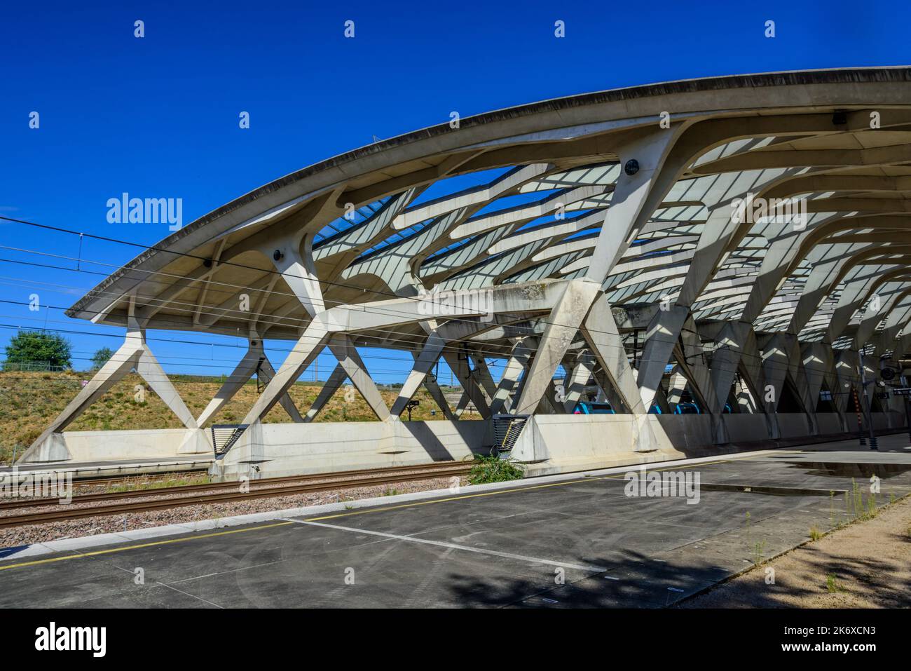 Lyon, Flughafen Saint-Exupery, Flughafenbahnhof Satolas von Architekt ...