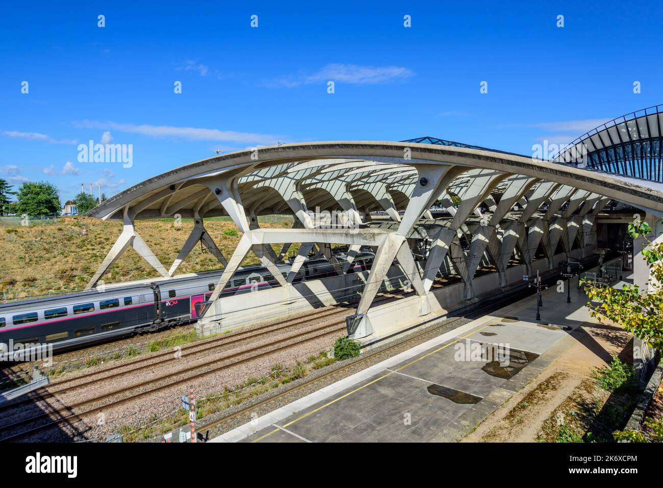 Lyon, Flughafen Saint-Exupery, Flughafenbahnhof Satolas von Architekt ...