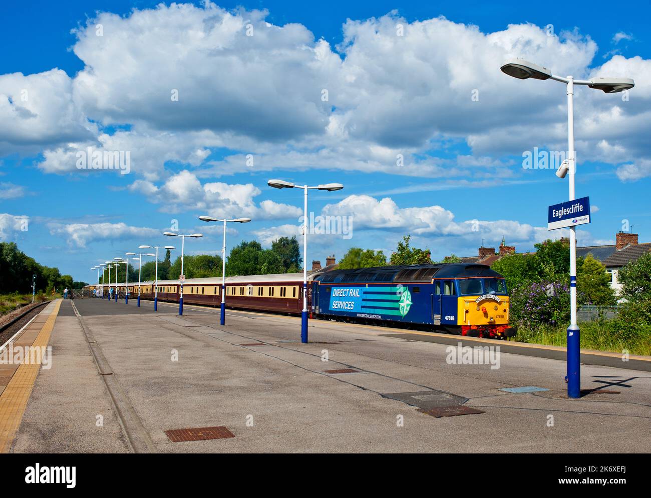 Class 47818 on Northern Belle at Eaglescliffe Railway Station, Stockton ...