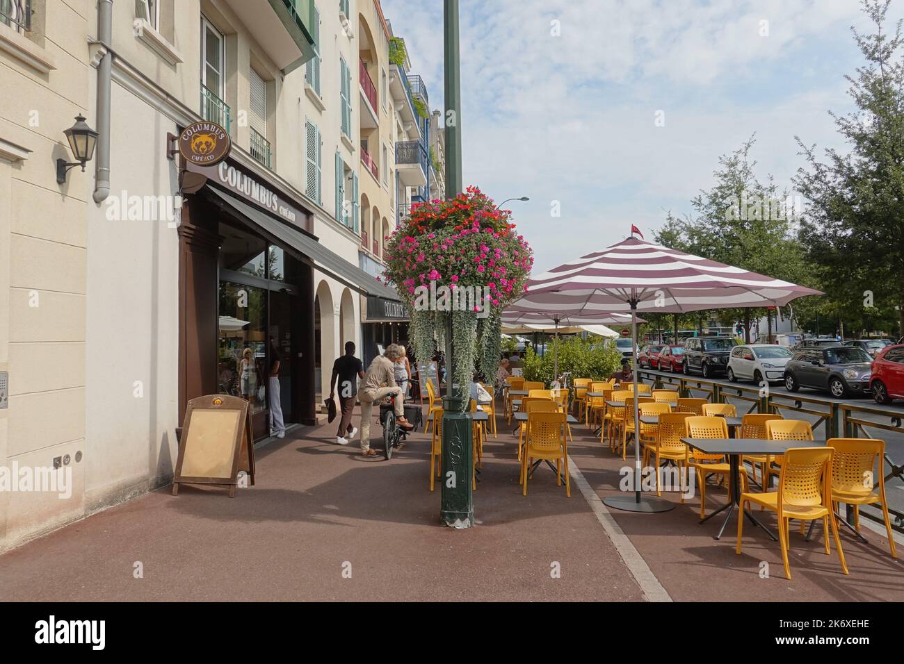 Le Plessis-Robinson, neue traditionelle Architektur // Le Plessis ...