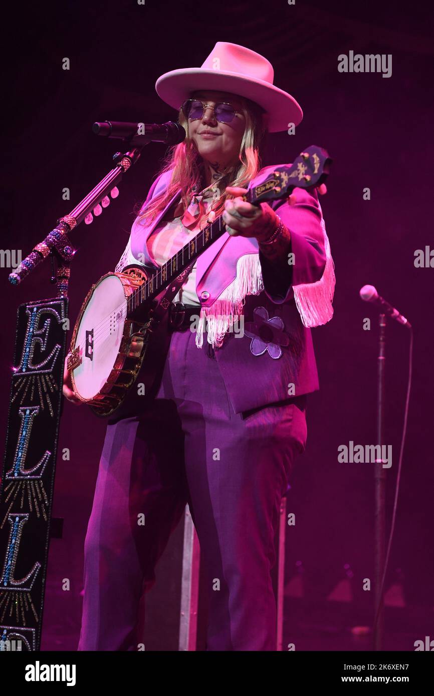 Hollywood FL, USA. 15th Oct, 2022. Elle King performs at Hard Rock Live ...