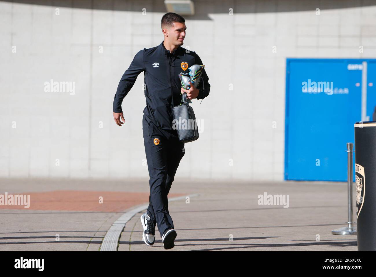 Xavier Simons #35 of Hull City arrives for the Sky Bet Championship ...