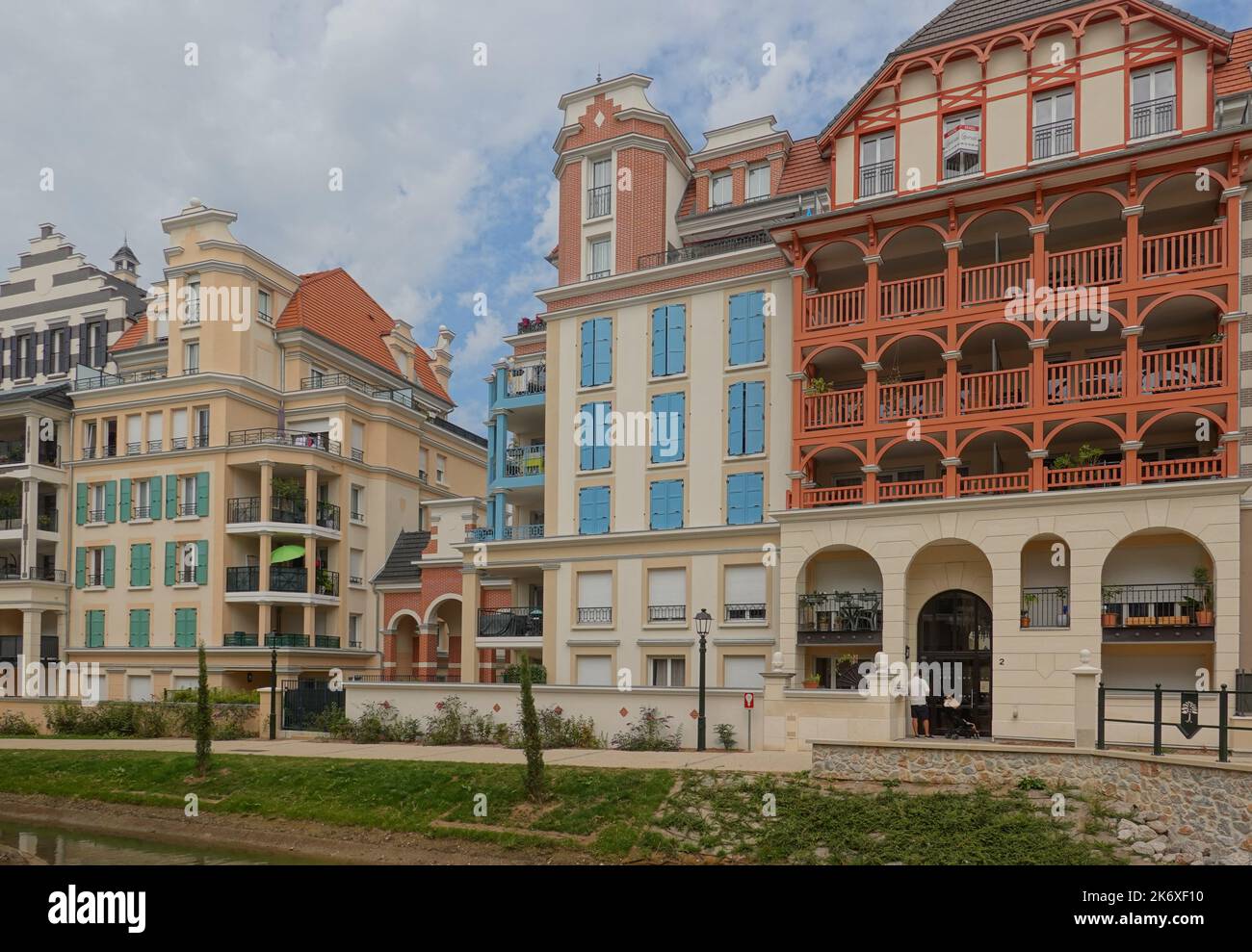 Le Plessis-Robinson, neuie traditionelle Architektur, Plessis-Capitales ...