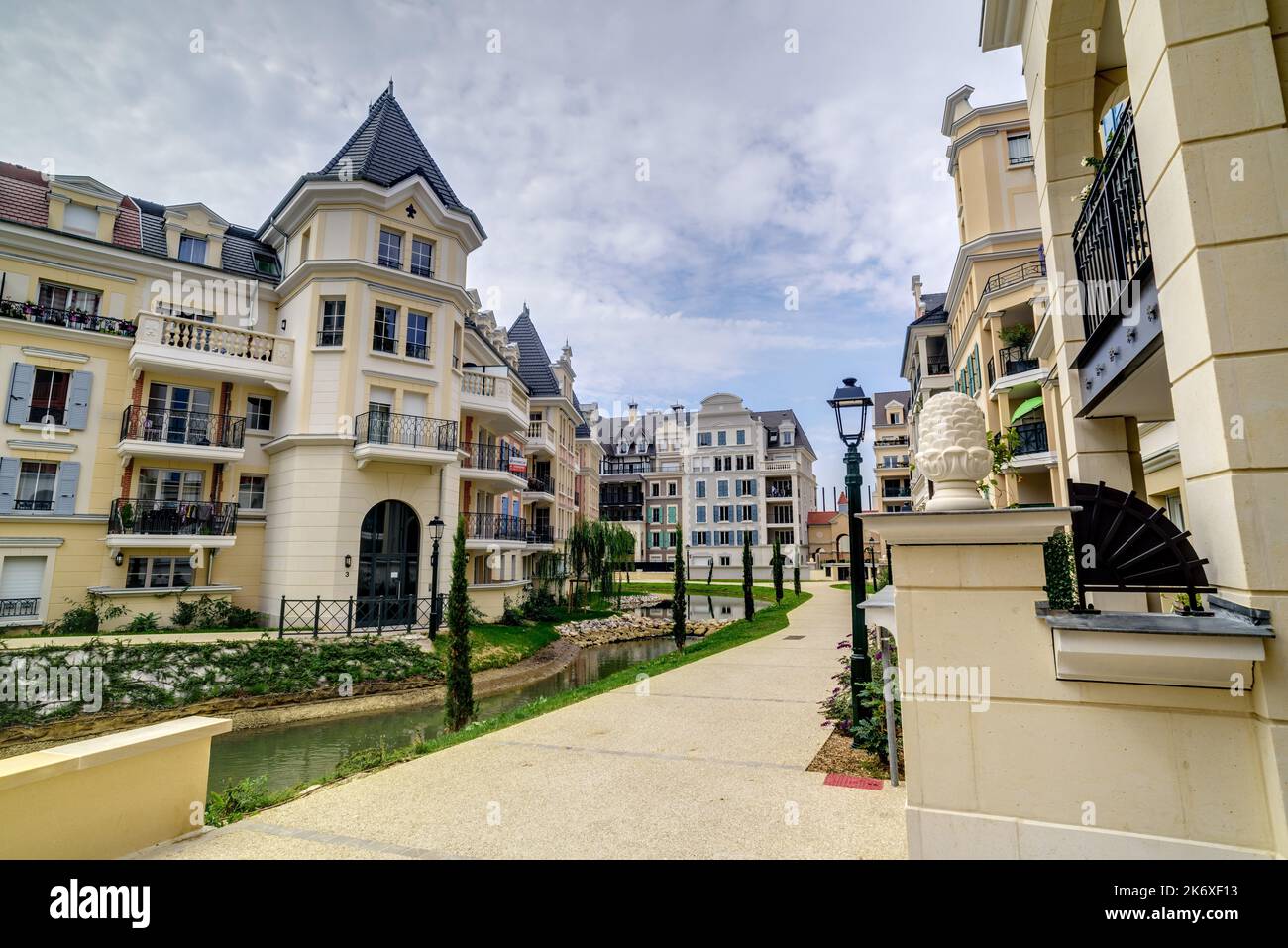 Le Plessis-Robinson, neuie traditionelle Architektur, Plessis-Capitales ...