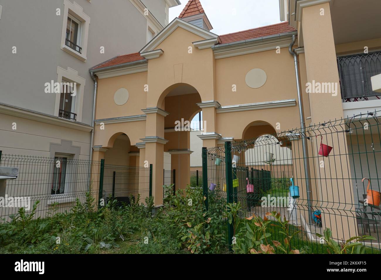 Le Plessis-Robinson, neuie traditionelle Architektur, Plessis-Capitales ...