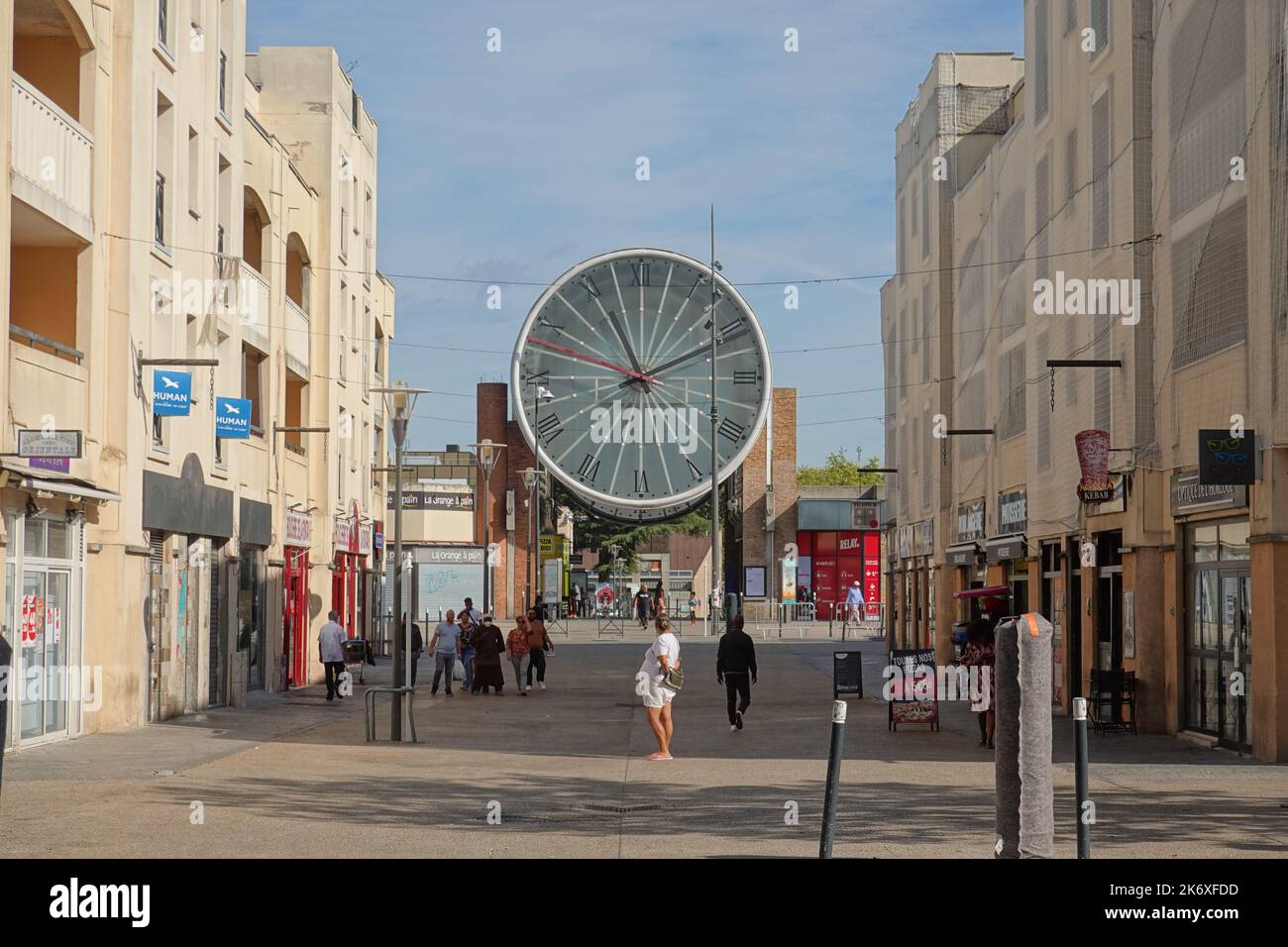 Paris, RER A Bahnhof Cergy Saint-Christophe // Paris, RER A Station ...