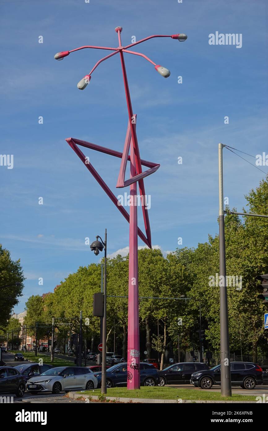 Paris, Twisted Lamppost Star, Place de la Porte de Bagnolet, Mark ...