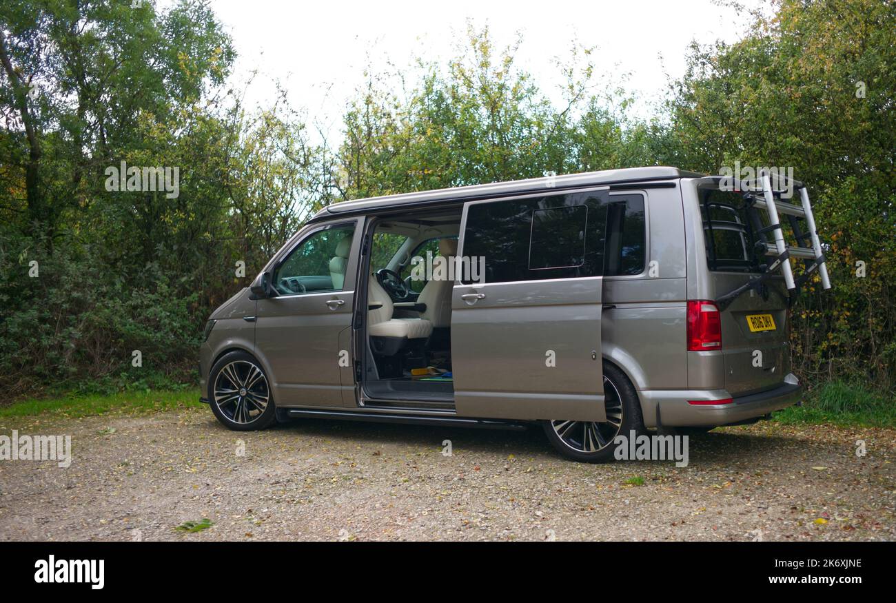Volkswagen T6 Transporter Campervan Stock Photo - Alamy