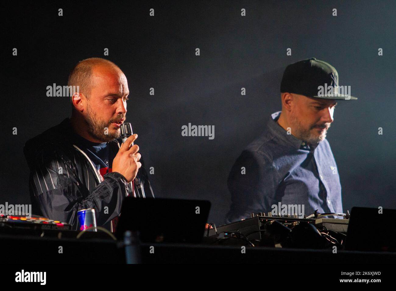 The Groove Sessions Live (Chinese Man, Scratch Bandits Crew, Baja Frequencia, Youthstar ...