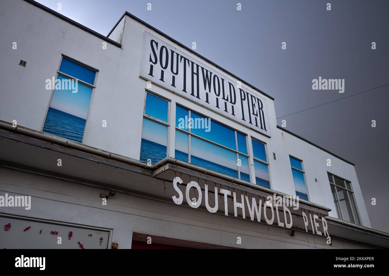 Southwold suffolk pier fish and chips hi-res stock photography and ...