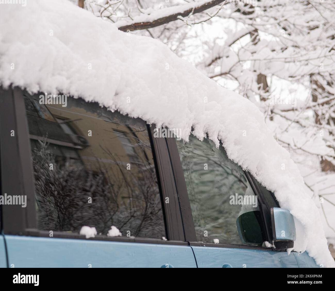 Huge big snowdrift road hi-res stock photography and images - Alamy