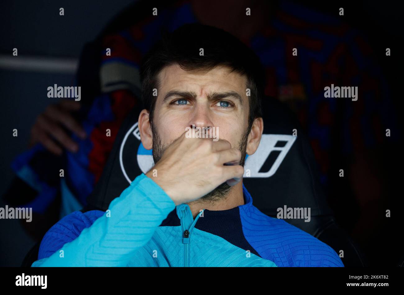 Gerard pique 2022 bench hi-res stock photography and images - Alamy