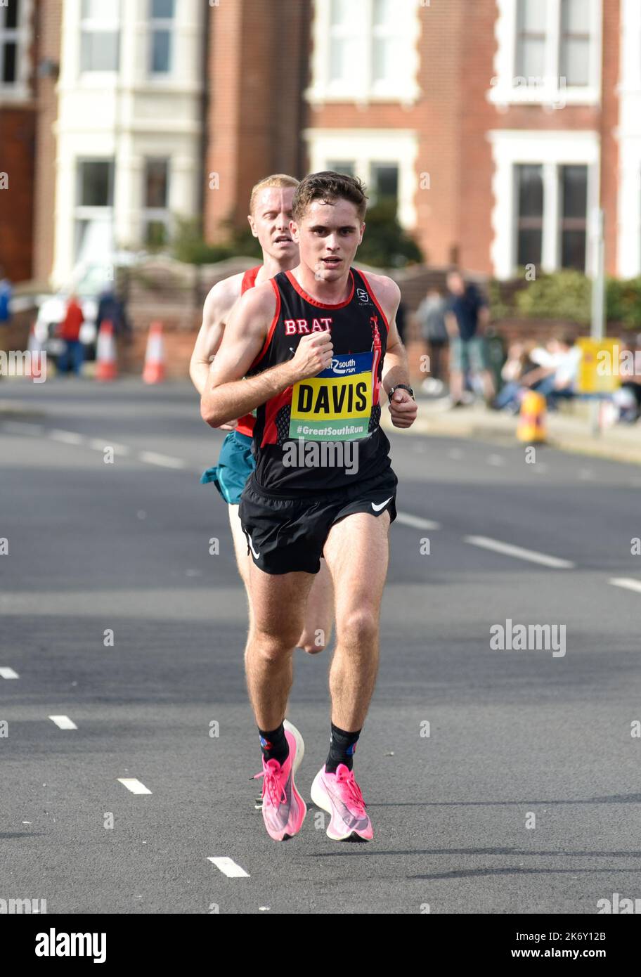Front runners ahead of the field in the Great South Run around the ...