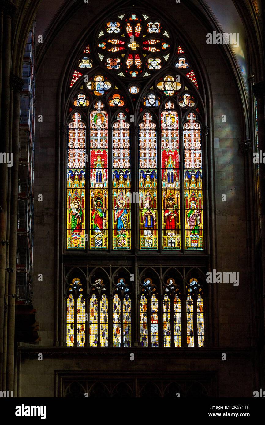 Cathedral windows hi-res stock photography and images - Alamy