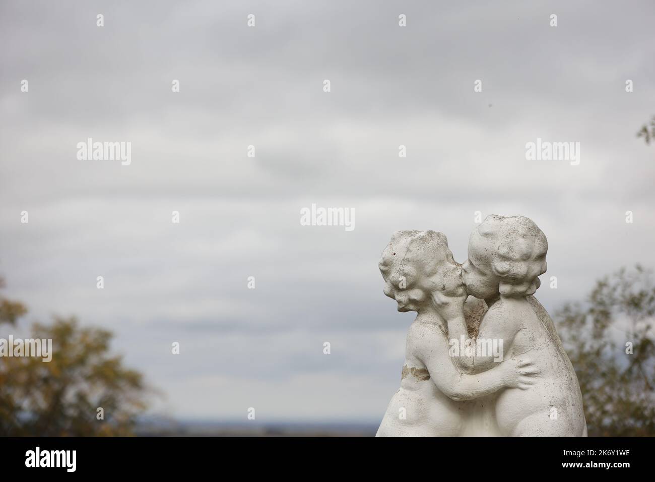 Rieder, Germany. 15th Oct, 2022. The putti stand strikingly in the ...