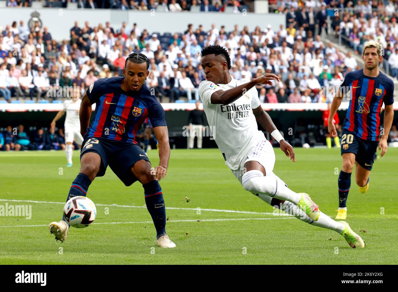 Madrid, Spain. 16th Oct, 2022. Jules Kounde and Vinicius Junior during ...