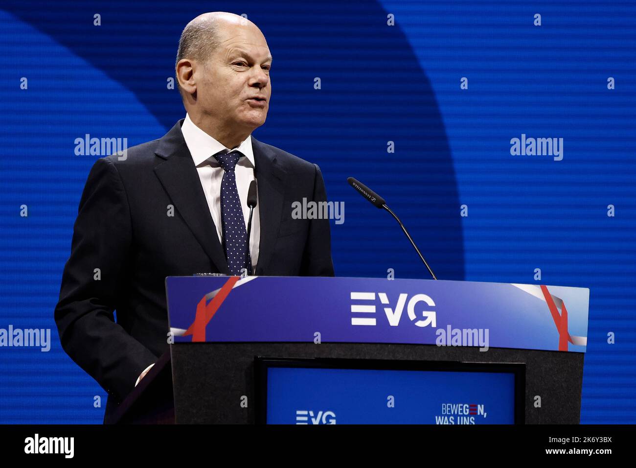 Berlin, Germany. 16th Oct, 2022. German Chancellor Olaf Scholz (SPD ...