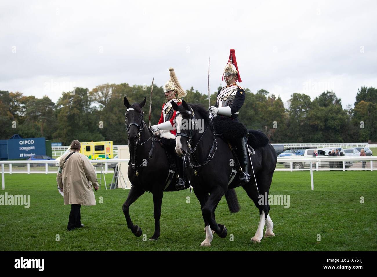 Ascot, Berkshire, UK. 15th October, 2022. Soliders from the Royal ...