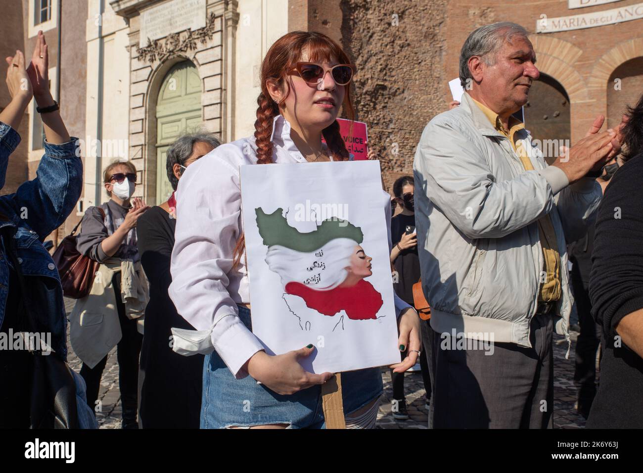 Rome, Italy. 15th Oct, 2022. Sit-in organized by Iranian students ...